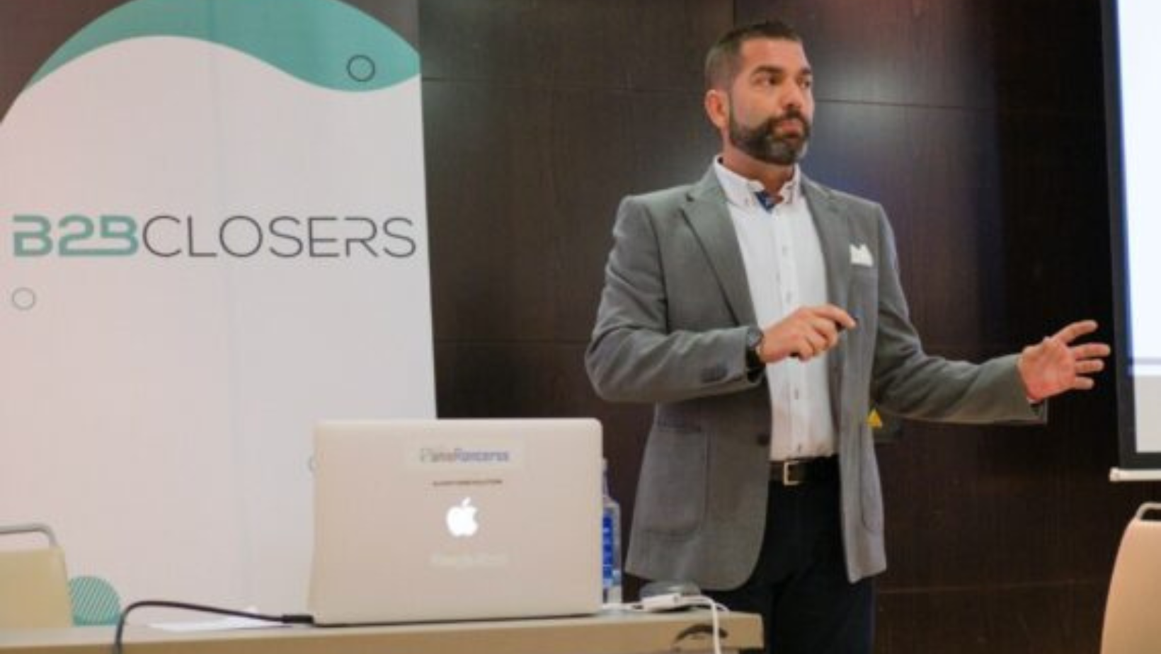 Protocolo corporativo | Pedro L Sánchez Protocol & Diplomacy Consultancy